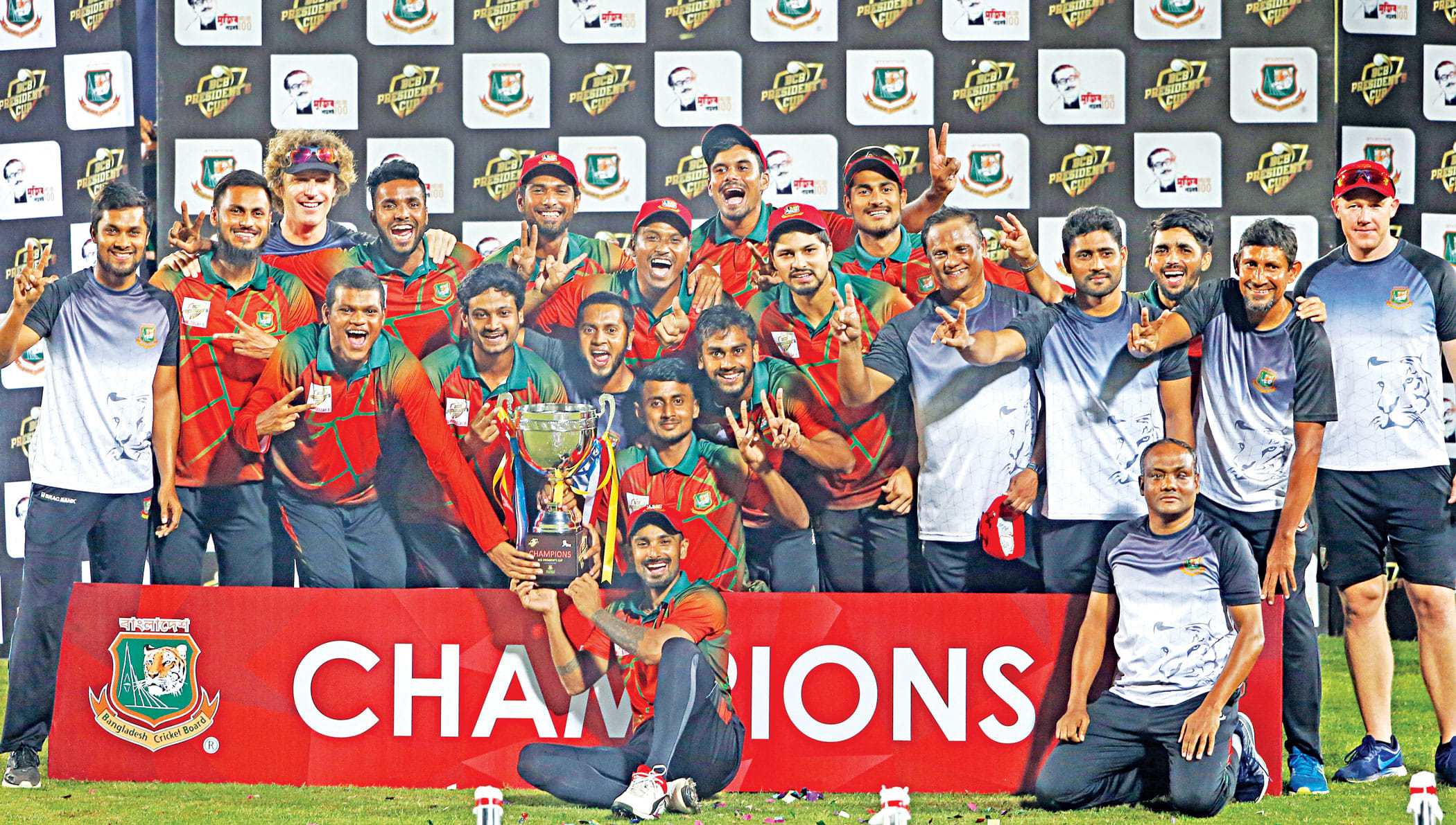 Today's Gallery (2020.10.26) | The Daily Star