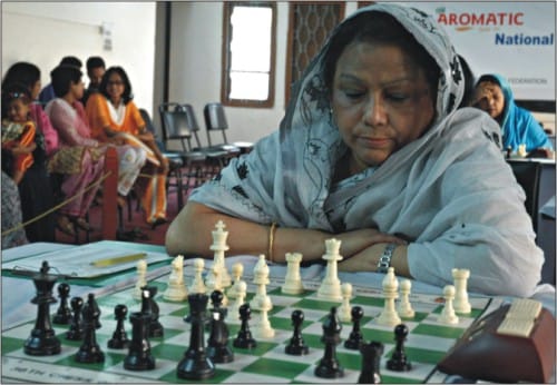 Rani Hamid retains crown | The Daily Star
