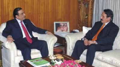 Pakistani chief justice finally meets Zardari | The Daily Star
