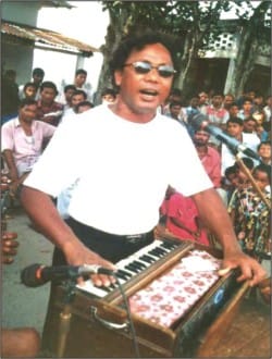 Biplob Kumar: A visually impaired singer proves his mettle | The Daily Star