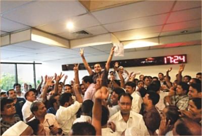 Biman bows to staff demand | The Daily Star