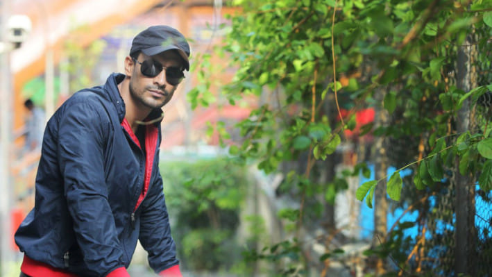 Bangladeshi-born model | The Daily Star