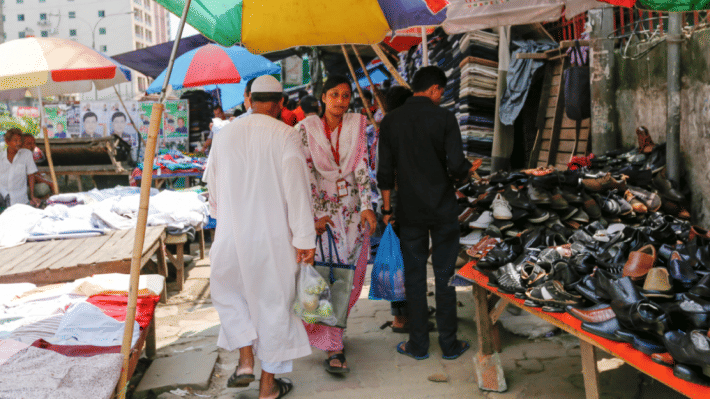 Dhaka Unwalkable City | The Daily Star