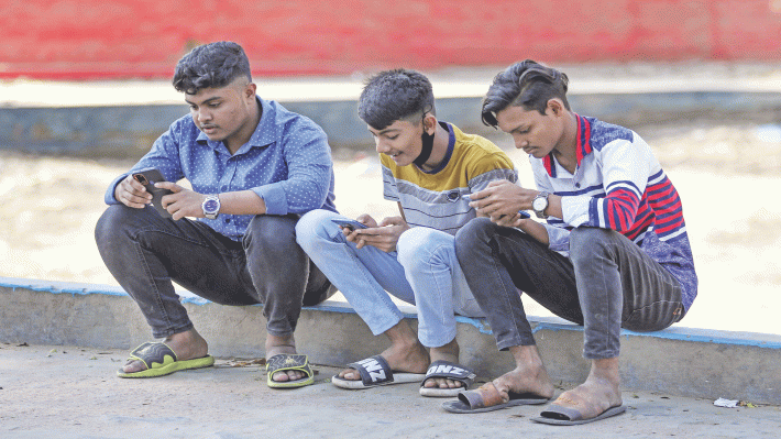 use of mobile phones in self learning | The Daily Star