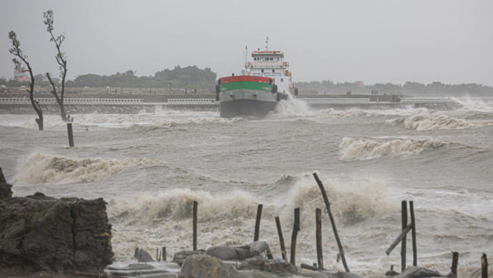 track cyclone Midhili | The Daily Star