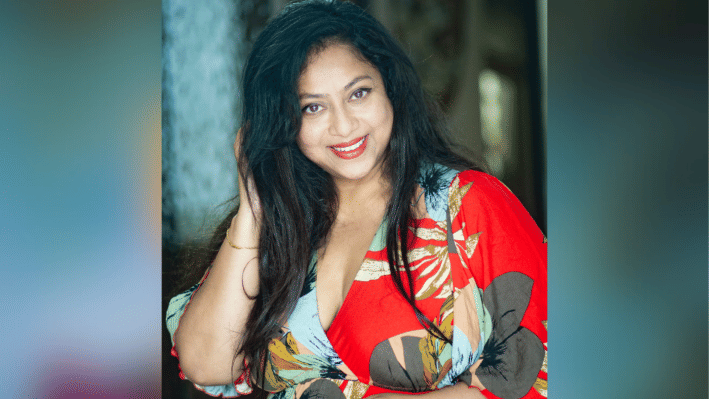 Shabnur returning to silver screen | The Daily Star