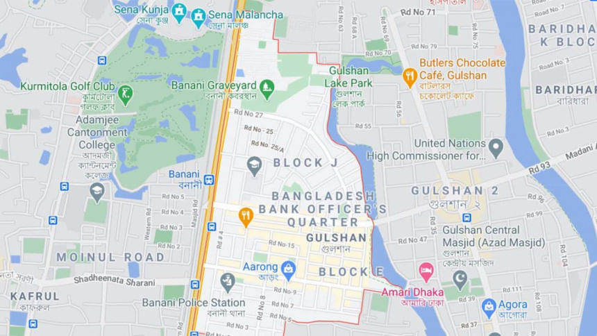 Pedestrian dead as bus overturns in Dhaka’s Banani