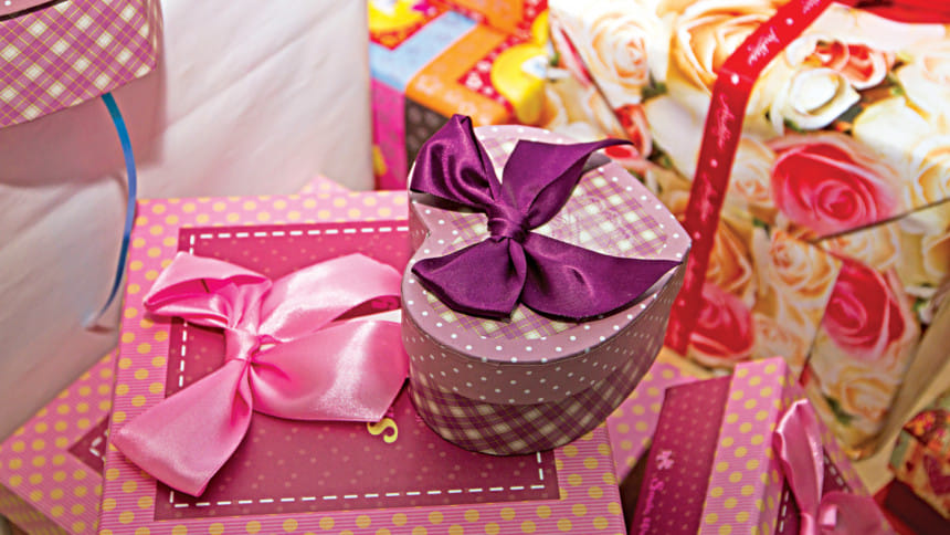 Etiquettes of re-gifting | The Daily Star