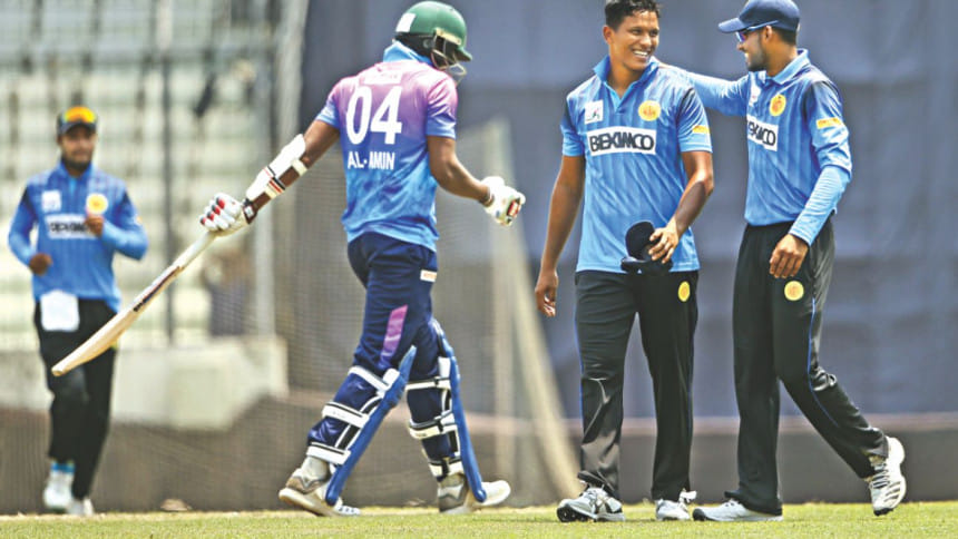 Saifuddin keeps rocking, but it's Rupganj's DPL to lose | The Daily Star