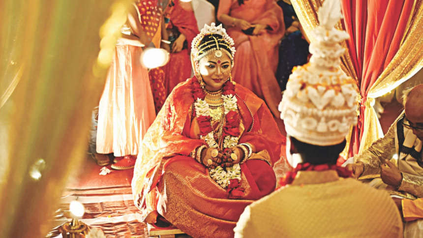 Divinely white: The age- old craft of shola | The Daily Star