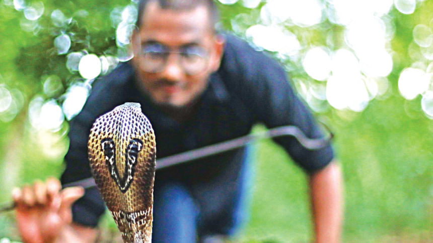 JU’s resident snake rescuers | The Daily Star