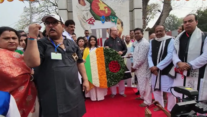 Thousands from India, Bangladesh gather on no man’s land near Benapole ...