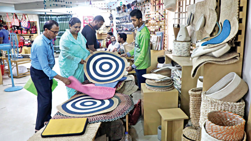 Jute bags’ mandatory use not being ensured: Jute minister | The Daily Star