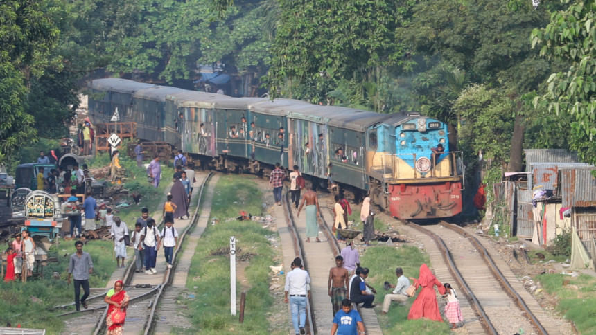 Over 1,000 CU students sued for arson, vandalism | The Daily Star