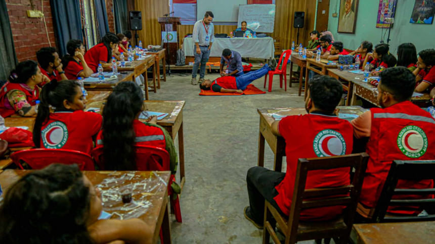 RCY empowering JU students through volunteer work | The Daily Star