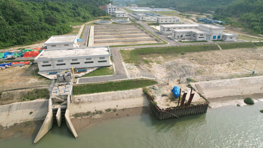 Access to safe drinking water by Dec in south Ctg | The Daily Star