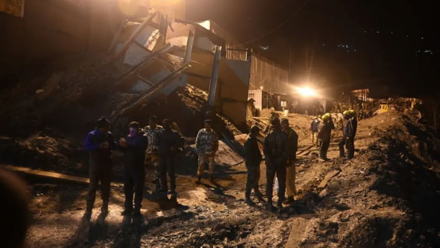 India rescue teams say all 40 workers in tunnel collapse 'safe' | The ...