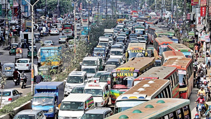 Dhaka roads see moderate traffic | The Daily Star
