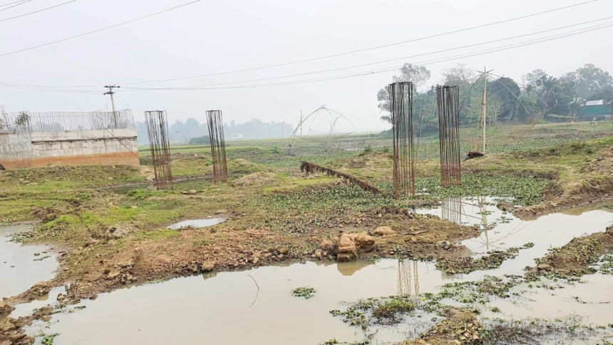 Bridge left incomplete for three years | The Daily Star