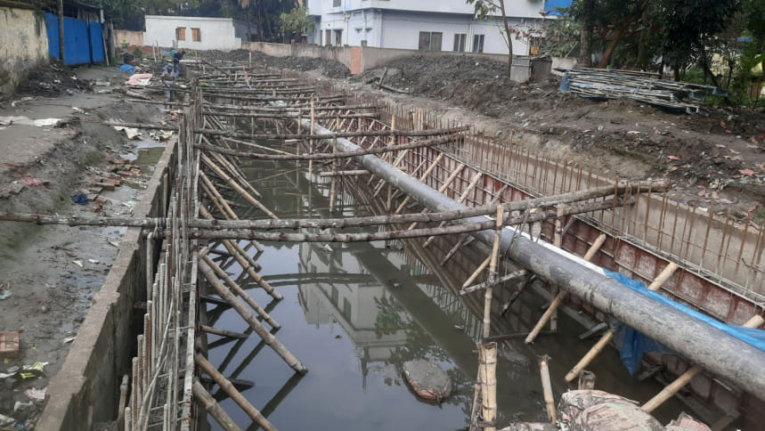 Final nail in Taltala canal’s coffin | The Daily Star