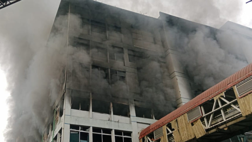 Fire at RFL Industrial Park in Habiganj kills 1, injures 30 | The Daily ...