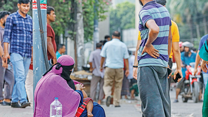 Quota protest intensifies, so does public suffering | The Daily Star