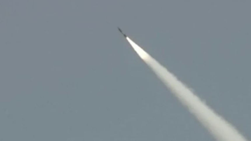 Pakistan Abdali Missile Test 2025 | Pakistan tests missile system ...
