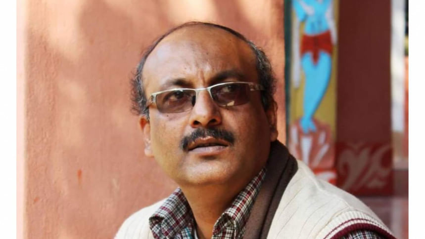 Zakir Talukder returns Bangla Academy award