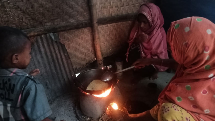 For the poor of the Teesta shoal, Chal Bhaja has become an iftar staple ...