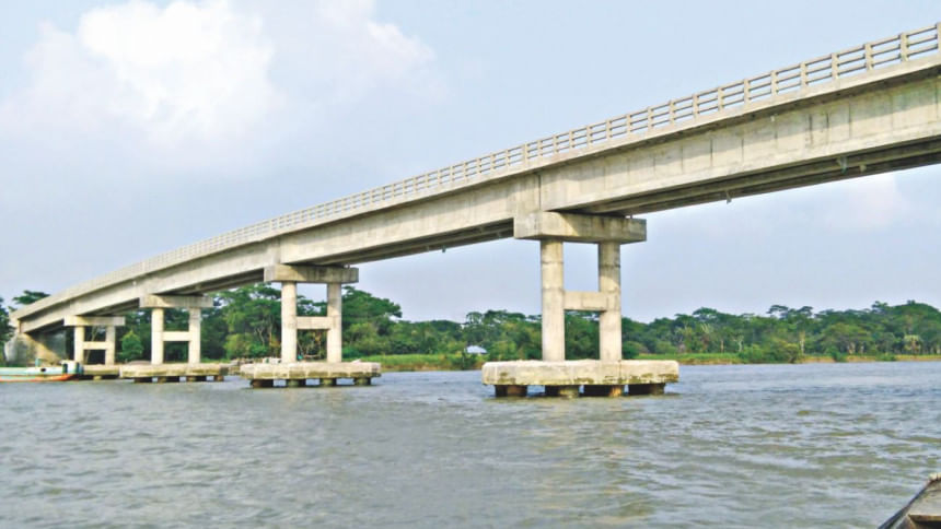 Useless Bridge: 2 years on, still no approach roads | The Daily Star