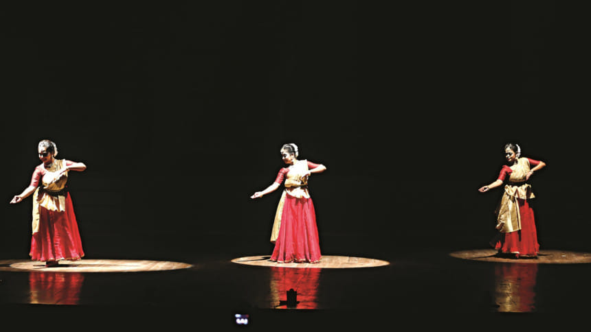 An evening adorned with colours of Kathak | The Daily Star