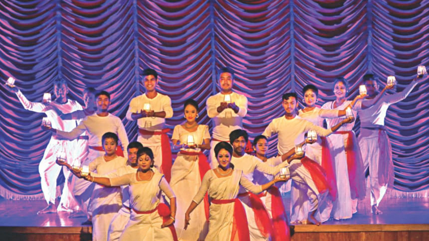 TASHER DESH A vivid retelling of a Tagore classic | The Daily Star