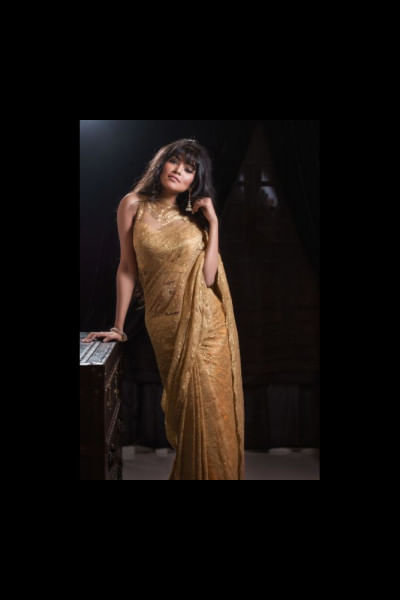 PEYA -- BOLD & BEAUTIFUL | The Daily Star