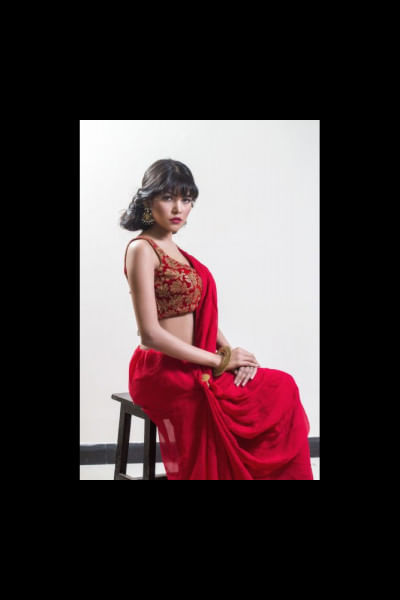 PEYA -- BOLD & BEAUTIFUL | The Daily Star