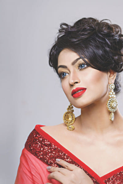 Flashes of Flamboyance - Popular Dhaliwood actress Popy | Daily Star
