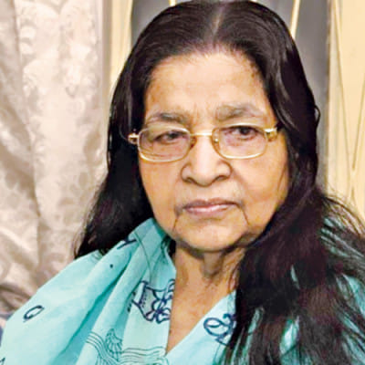 Blood-soaked road | The Daily Star