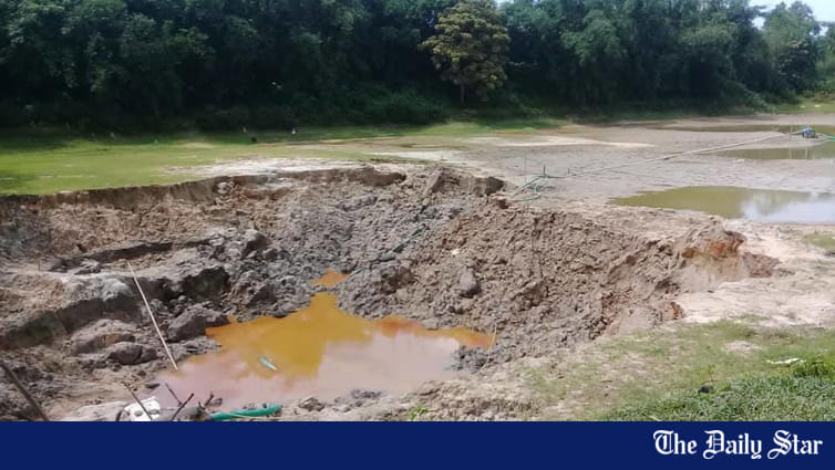 Rampant destruction of environment by sand lifters goes on | The Daily Star