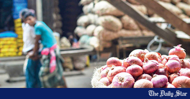 27,000 tonnes of imported onion lying at Ctg port | The Daily Star