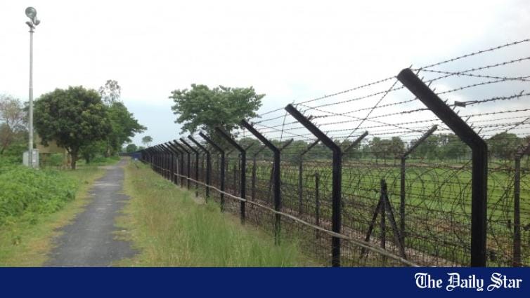 BSF detains Bangladeshi man at Roumari border in Kurigram | The Daily Star