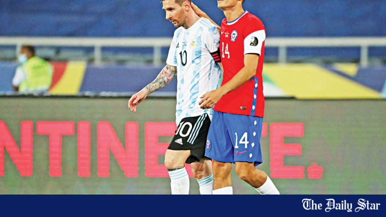 Messi blames poor pitch | The Daily Star