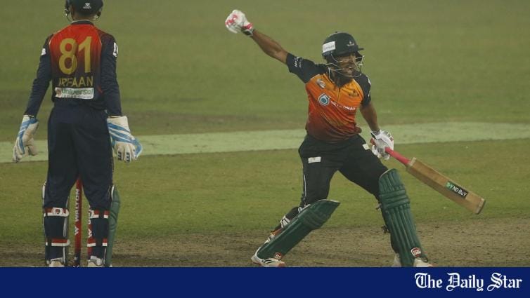 Ariful powers Khulna to a four-wicket victory over Barishal | The Daily ...