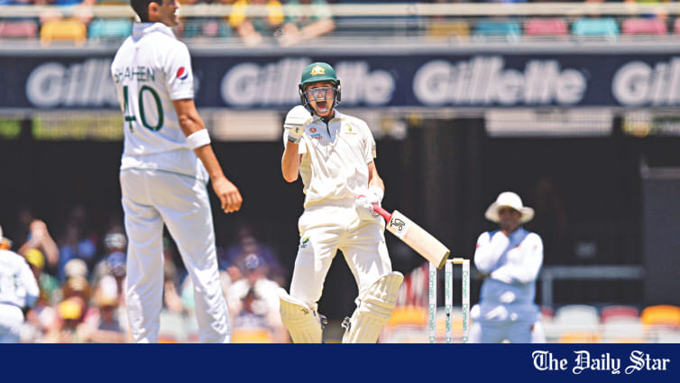 Australia smell victory | The Daily Star