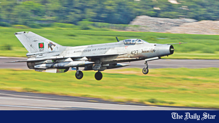 BAF fighter jet crashes into Bay | The Daily Star