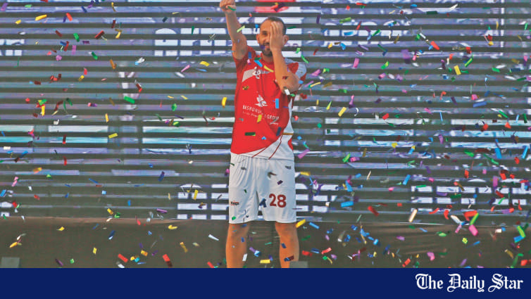 Kings unveil the ‘pirate’ who roomed with Messi | The Daily Star