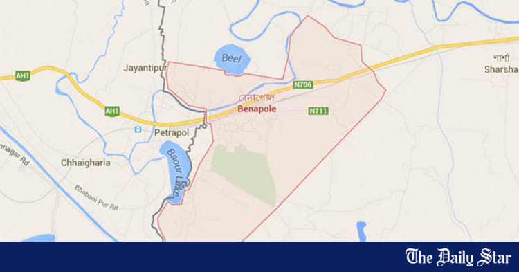 Immigration Thru' Benapole: Pay cops, get everything done quickly!