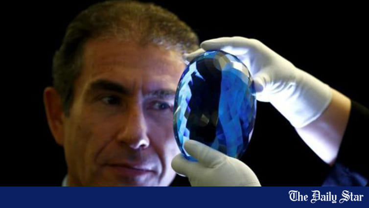 Largest Blue topaz gemstone to go in display in UK | The Daily Star