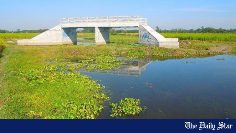 Bridge without approach roads | The Daily Star