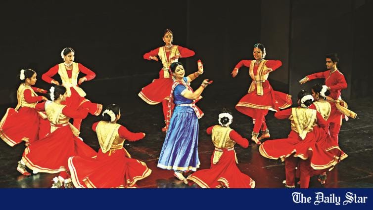 A blend of contemporary and classical dances | The Daily Star