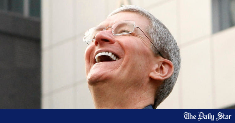 Apple CEO sees iPhone in 350-year-old painting! | The Daily Star