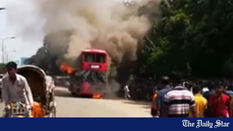 [WATCH] Double-decker bus catches fire in Arambagh The Daily Star